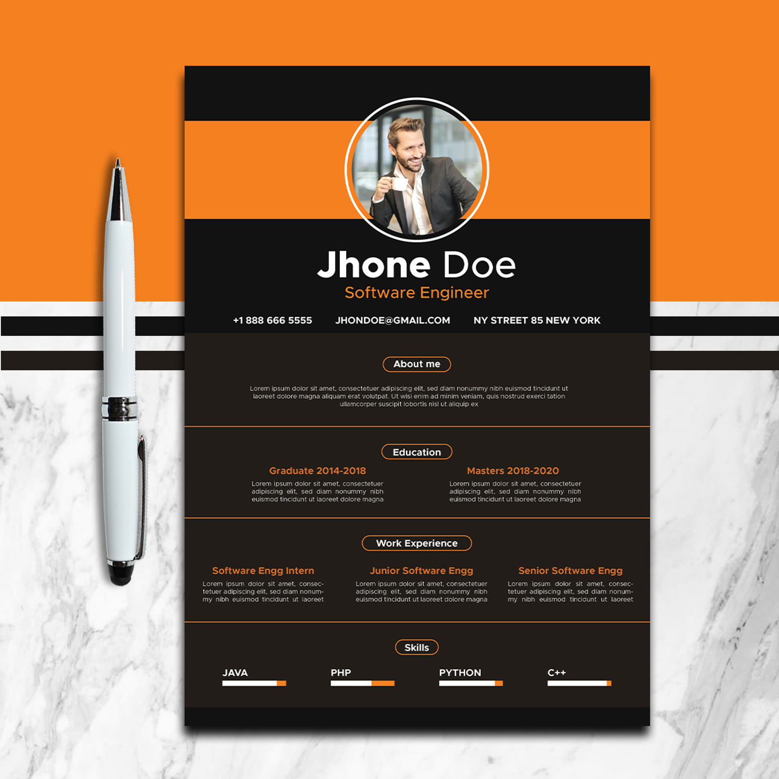 Minimalist & Clean Jhone Doe Resume Template